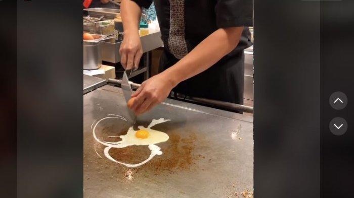 Viral di Tiktok, Aksi Koki yang Memukau Pengunjung, Downlaod Videonya di Snaptik - Tribunjambi.com