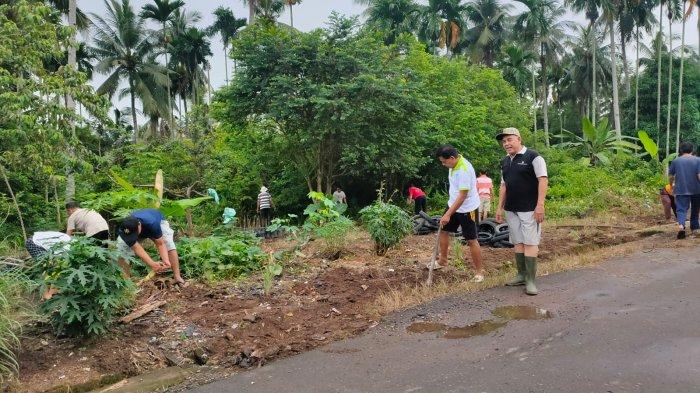 Warga RT 06 Handil Jaya Antusias Gotong Royong Persiapan Mengikuti ...