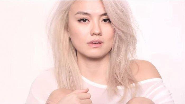 Profil dan Biodata Agnez Monica, Artis dengan Penghargaan Terbanyak ...
