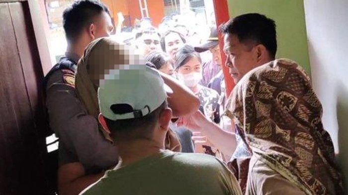Istri Sah Gerebek Oknum Anggota KPU Berduaan dengan Selingkuhan di Kamar Kos - Tribunjambi.com