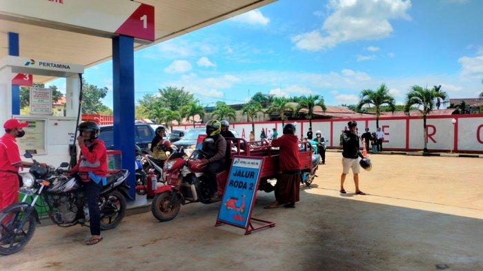 Apakah Pengguna Motor Wajib Pakai QR Code untuk Beli Pertalite? - Tribunjambi.com