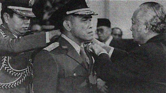 Meski Jadi Jenderal Kesayangan Soeharto, Nasib Benny Moerdani Tragis ...