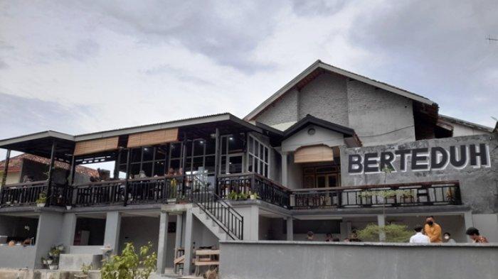 Berteduh Cafe, Tempat Nongkrong di Kota Jambi Ini Menawarkan Suasana ...