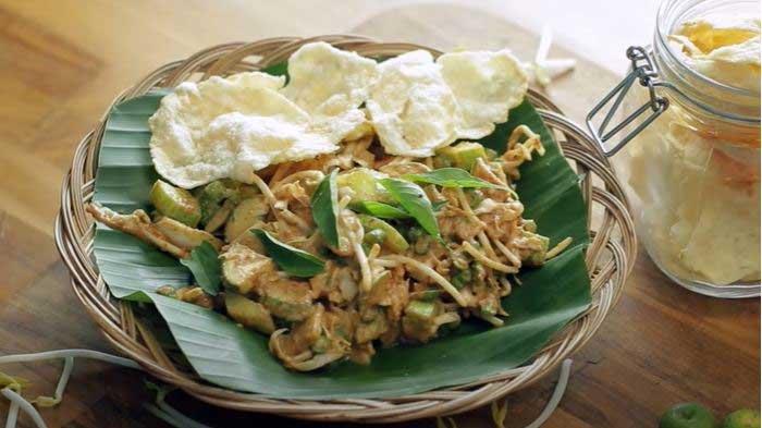 Resep Karedok, Gado-gado Khas Sunda yang Bisa Pakai Sayur Mentah ...