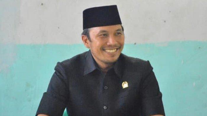 Cerita Edi Purwanto Ketua DPRD Provinsi Jambi, Nyadap Karet Hingga Berkebun untuk Biaya Sekolah ...