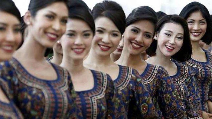 GALERI FOTO: Inilah 10 Seragam Pramugari Paling Menarik Perhatian di ...