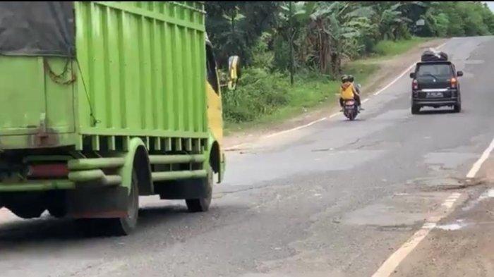 Pemudik Harus Berhati-hati Kondisi Jalan Rusak hingga Bergelombang di ...