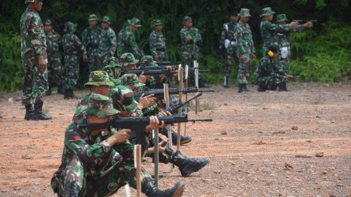 Prajurit di Korem 042/Gapu Gelar Latihan Menembak, Cek Foto-foto Berikut Ini - Tribunjambi.com