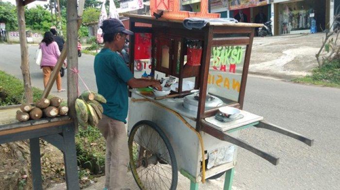 Tukang Bakso Keliling yang Ditendang, Ternyata Dari Bandung, Tinggalkan ...