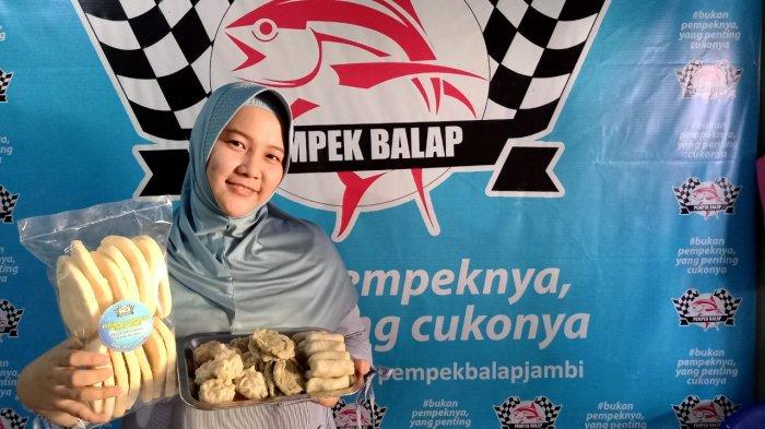 Mengenal Maya Puspita Perantau Yang sukses Dengan Usaha Pempek Balap ...