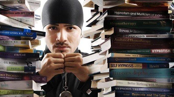 Ingat Romy Rafael yang Pernah Hipnotis Ribuan Orang? Begini Kabarnya ...
