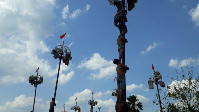 Meriahkan HUT RI ke 74 di Lapangan Garuda, Muara Bulian, Puluhan Batang ...