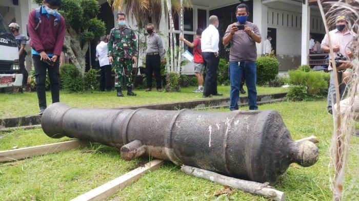 BREAKING NEWS Korem 042/Gapu Serahkan Meriam Peninggalan Belanda ke ...