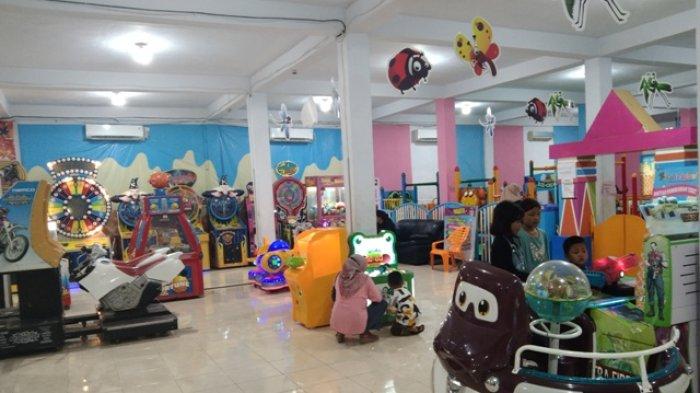 Mimiki Salah Satu Mini Market di Tebo Menyediakan Permainan Anak-anak ...