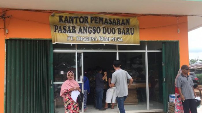 Mulai Proses Pindah, Pasar Angso Duo Baru Belum Selesai, Pedagang Mulai ...