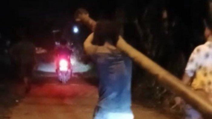 Apes, Pria di Kota Jambi Ditangkap Tim Ronda saat Gotong Besi Hasil ...