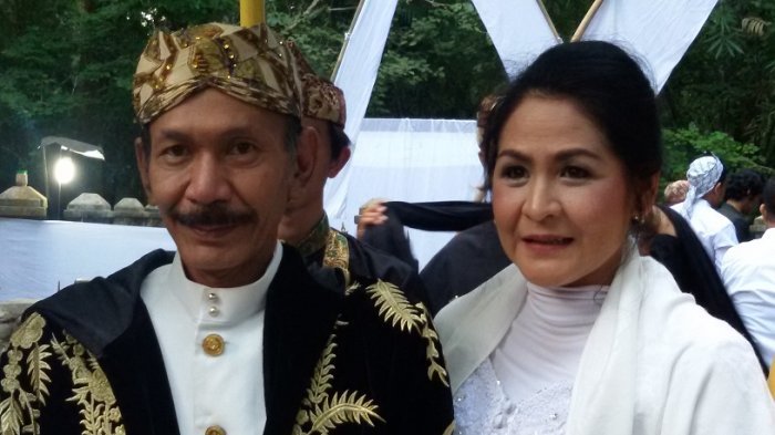 Rd H Rasich Hanif Radinal Dinobatkan Jadi Raja Galuh, Keturunan Ke-17 ...