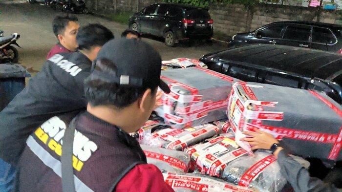 Bea Cukai Jambi Amankan 1 Juta Rokok Ilegal, Diselundupkan Pakai Ekpedisi - Tribunjambi.com
