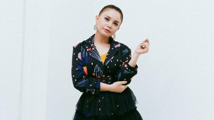 Profil dan Biodata Rossa, Pernah Dibayar Ratusan Juta untuk Nyanyikan ...