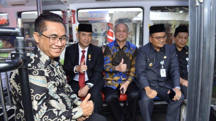 Keliling Jambi, Mencoba Trans Koja yang Baru Diluncurkan, Pesan via ...