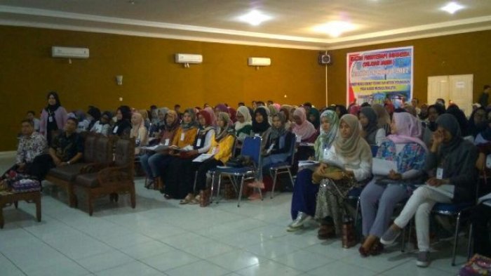 FOTO: Seminar Nasional Fisioterapi di STIKBA Jambi, Dihadiri Doktor ...