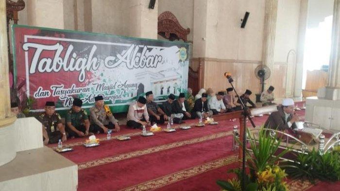 Masyarakat Tanjab Timur Antusias Ikuti Tabligh Akbar di Masjid Agung Nur Addarojat - Tribunjambi.com