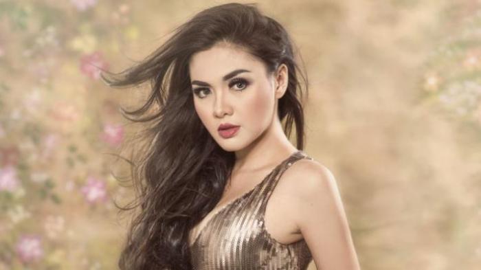 Pekerjaan Vicky Shu Sebelum Jadi Penyanyi & Artis Terkenal Diungkapnya ...