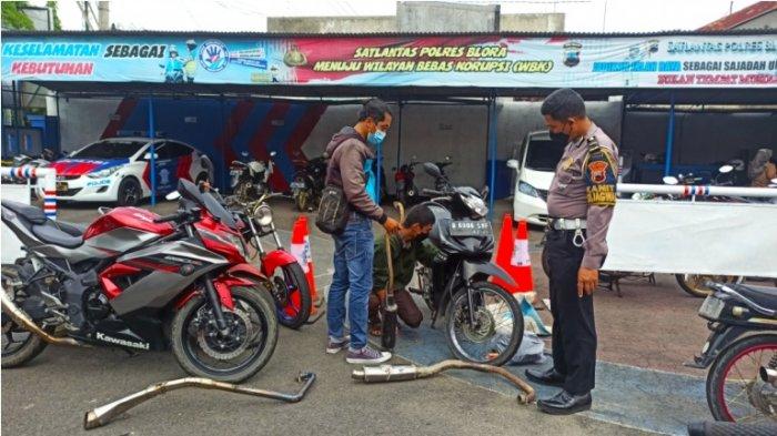 Hasil Razia Knalpot Brong di Blora, Polisi Amankan Ratusan Sepeda Motor - Tribunjateng.com