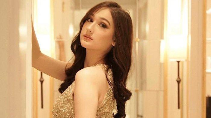 Sosok Laura Moane Artis Asal Semarang, Pernah Dekat dengan Al Ghazali - Halaman all ...