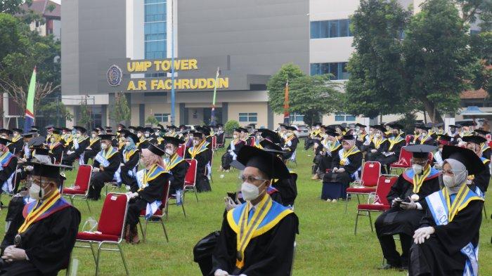 Pertama Kalinya UMP Menggelar Wisuda Secara Langsung dan Terbuka di ...