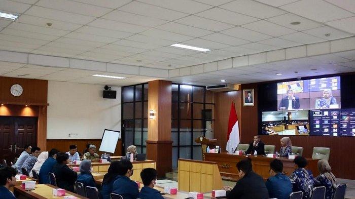 Membanggakan! 83 Mahasiswa FEB Undip Berangkat Dual Degree dan CTS ke ...