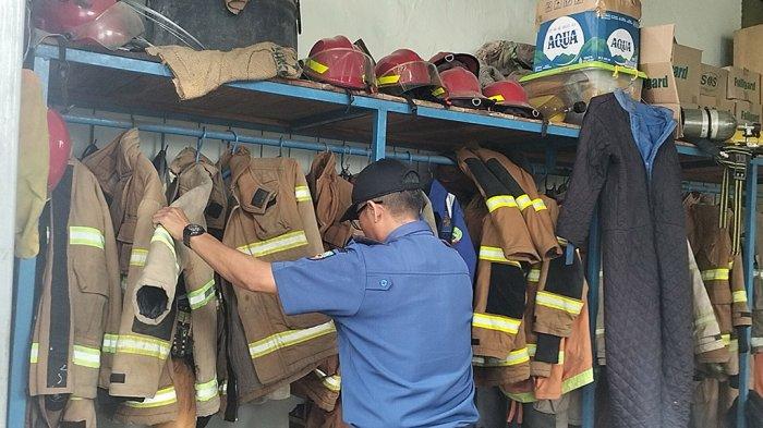 APD Damkar Blora Banyak yang Rusak, Keselamatan Petugas Terancam ...