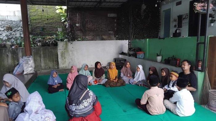 Mengenal Aipda Ade Gunawan, Anggota Polsek Ajibarang yang Rutin Santuni ...