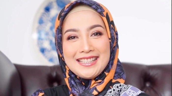 Ditanya Denny Cagur Tentang Hal Spesial Dari Ruben Onsu, Desy Ratnasari: Karena Dia Cerai ...