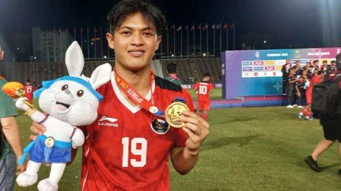Jadi Pemain Tersibuk, Dewangga Kembali Dipanggil Timnas untuk Asian ...
