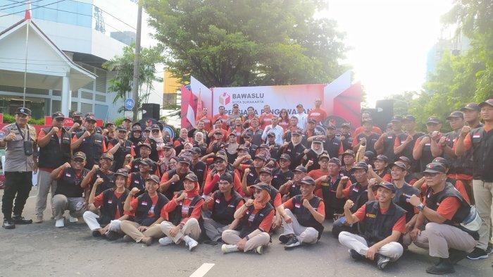 Bawaslu Gelar Apel Siaga Pengawasan Pemilu 2024 di kawasan Solo Car Free Day - Tribunjateng.com