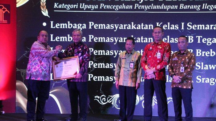 Apresiasi Kinerja Jajarannya, Kemenkumham Jateng Berikan Penghargaan - Tribunjateng.com