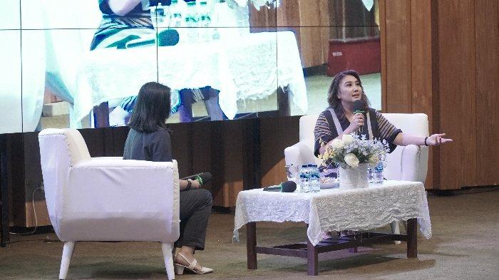 Bertandang ke UKSW, Aviani Malik Presenter Metro TV Bagikan Tips Public ...