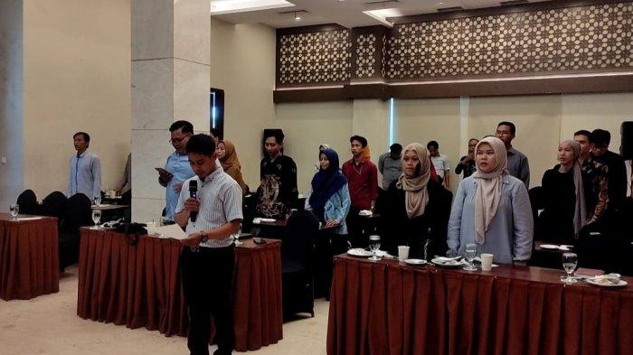 Bawaslu Kendal Gendeng Pegiat Media Sosial untuk Patroli Cyber Awasi ...