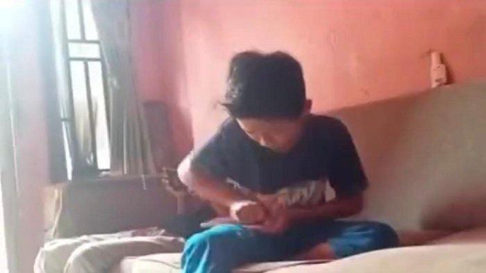 Viral! Video Bocil Ngamuk Banting-Banting HP Karena Kalah Main Game Free Fire - Tribunjateng.com