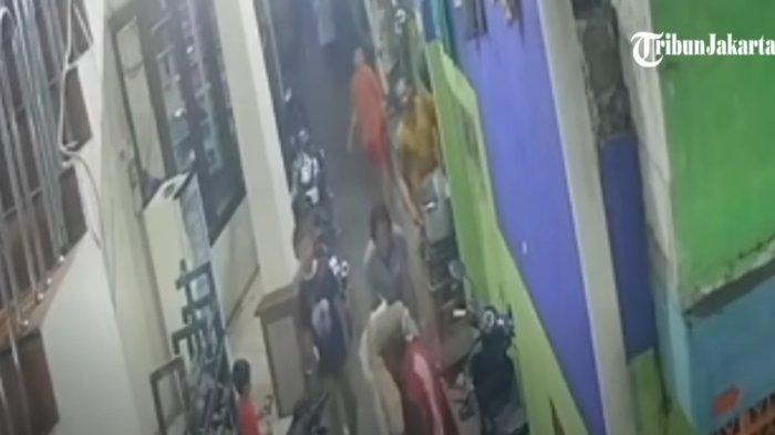 Omeh Pelaku Mutilasi Sinta Ngakunya Bawa Ikan Tuna Saat Hendak Buang ...