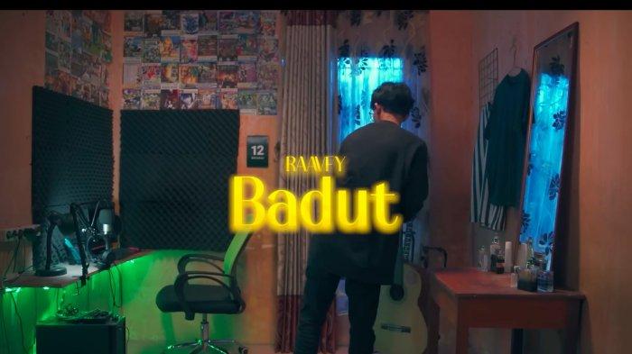 Chord Kunci Gitar Badut Raavfy - Tribunjateng.com