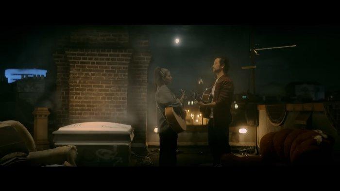 Chord Kunci Gitar Meet in the Middle Joseph Gordon-Levitt, Eve Hewson - Tribunjateng.com