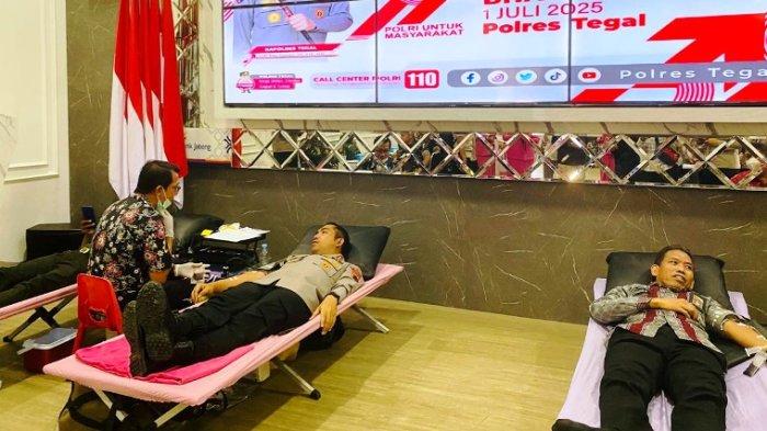 Peringati HUT ke-79 Bhayangkara, Polres Tegal Adakan Donor Darah Target 100 Kantong ...