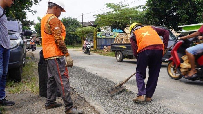 Pemkab Jepara Alokasikan Rp40 Miliar untuk Perbaikan Jalan Tahun 2025 - Tribunjateng.com