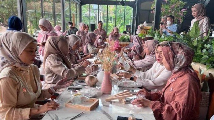 Rayakan HUT ke 6, Dyah Suminar Ajak Perempuan Lebih Mencintai Diri ...