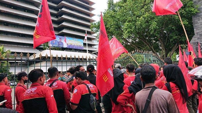 Rencana Demo May Day Buruh Jateng Besok Rabu di Semarang, Masih Menyoal UU Cipta Kerja ...