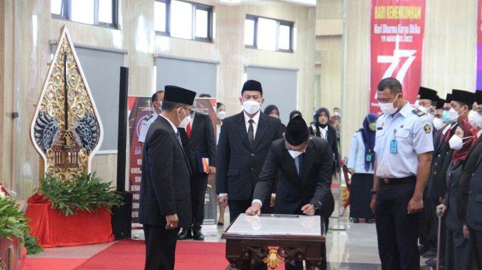 Kakanwil Kemenkumham Jateng Lantik 108 Anggota Majelis Pengawas Daerah Notaris (MPDN ...