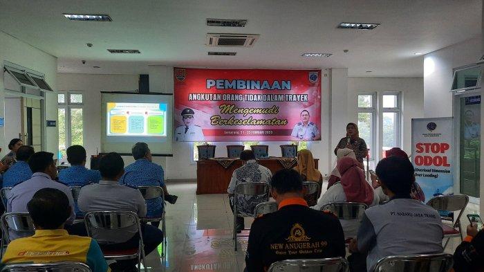 Dishub Kota Semarang Beri Pembinaan Perizinan OSS-RBA kepada Awak ...