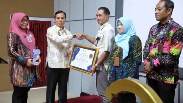 Lima Badan Publik Raih Predikat Informatif pada Ajang KIP Award Kabupaten Tegal 2024 ...